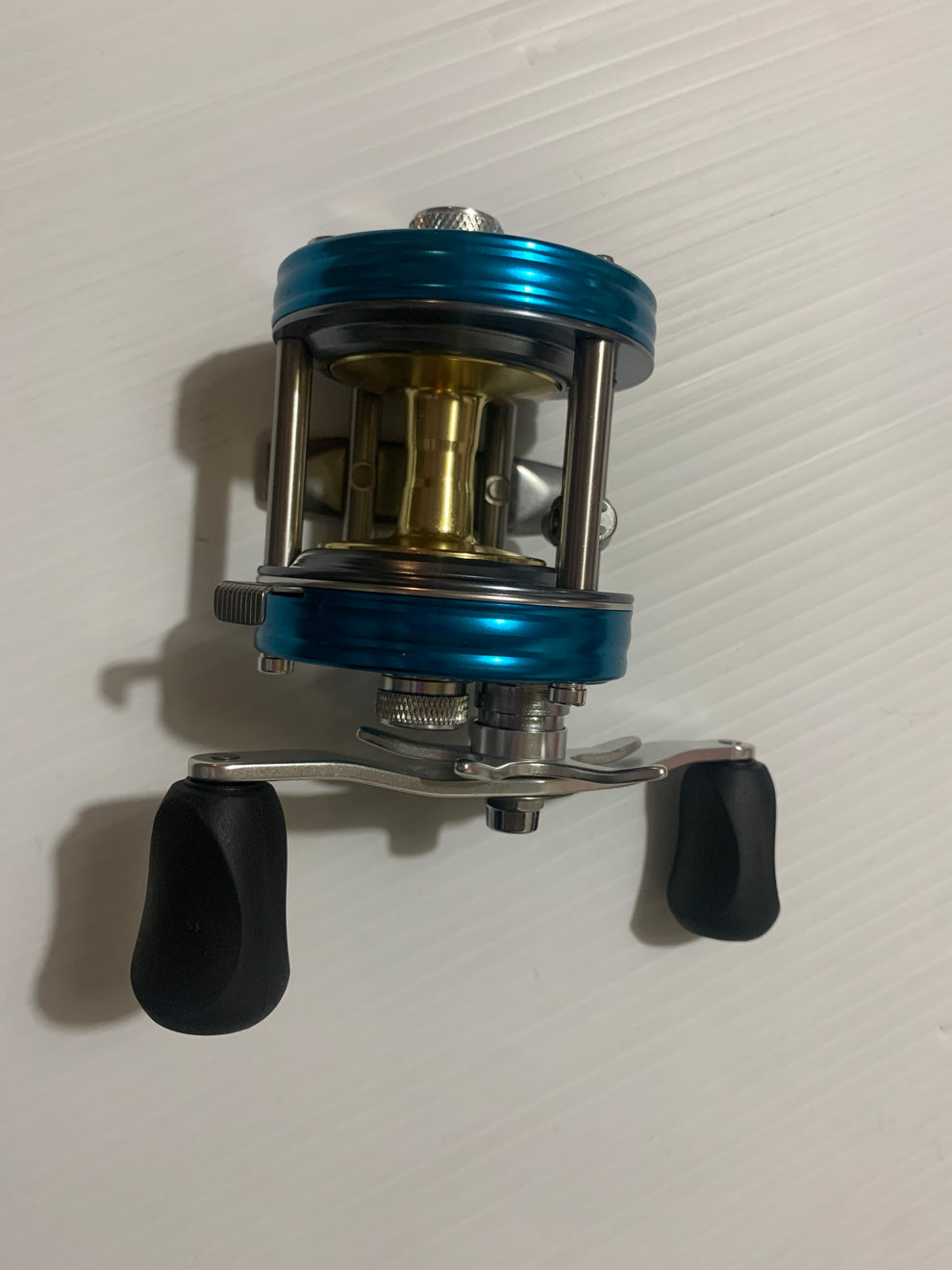 Carp Baitcaster Fishing Reel / Smooth Performance – Fish-On Beepers and ...